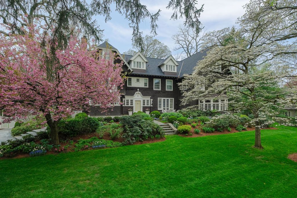 Best Types of Landscaping Trees Designs Ideas Pictures